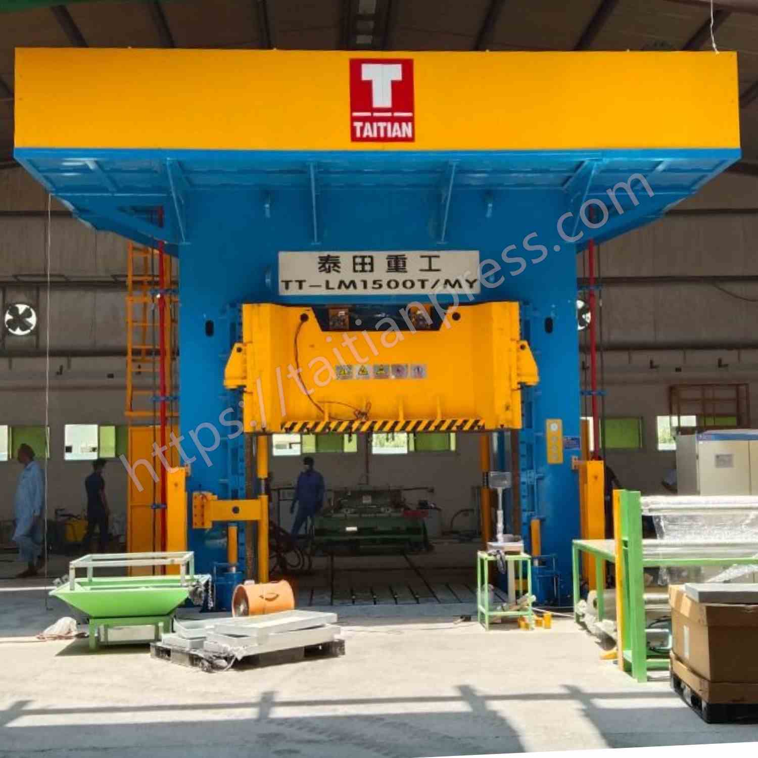 1500tons SMC Water Tank Composite Molding Press Machine - Taitian ... 1500tons SMC Water Tank Composite Molding Press Machine - Taitian ...