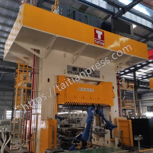LFT-D Composites Molding Production Line - Taitian Hydraulic Press