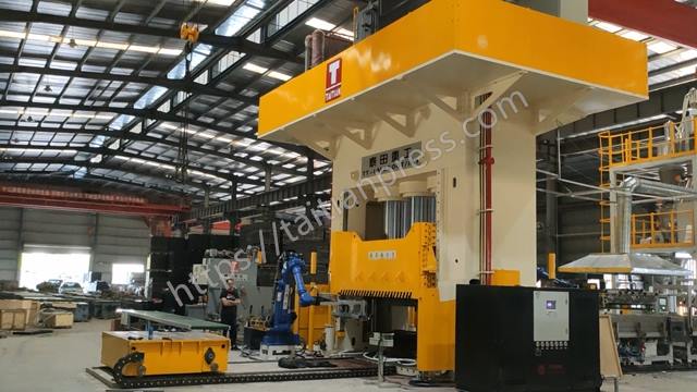 2500 tons PP Construction Panel Formwork Composites Molding Press ...